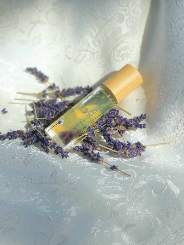 Lavender | Botanical Perfume Oil – The Aromatic Artisan